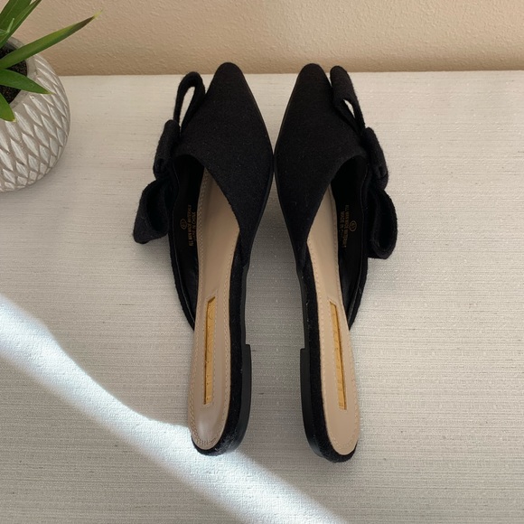 Liliana | Shoes | New Liliana Marmot Black Faux Wool Pointed Toe Bow Flat Mules Womans 65 | Poshmark